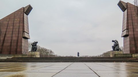 Soviet War Memorial Berlin Treptow - PRIVATE TOUR
